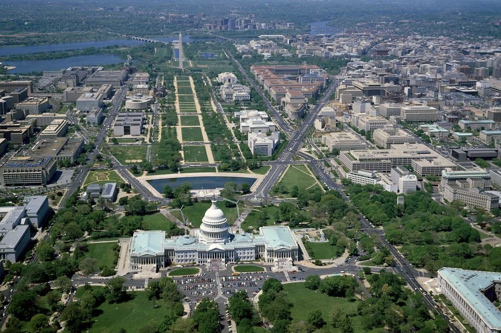 Federal Law Enforcement Presence Expands in D.C. Following Trump’s Crime Crackdown Order ...