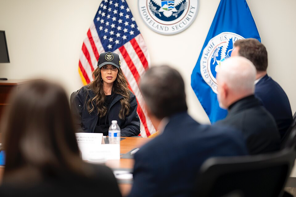 Trump Administration Ends TPS for Somalia, Orders Departures by March 17 - Badlands Media